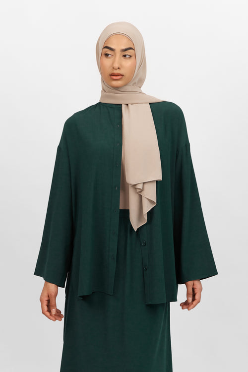 FARES | Minimal and modest clothing